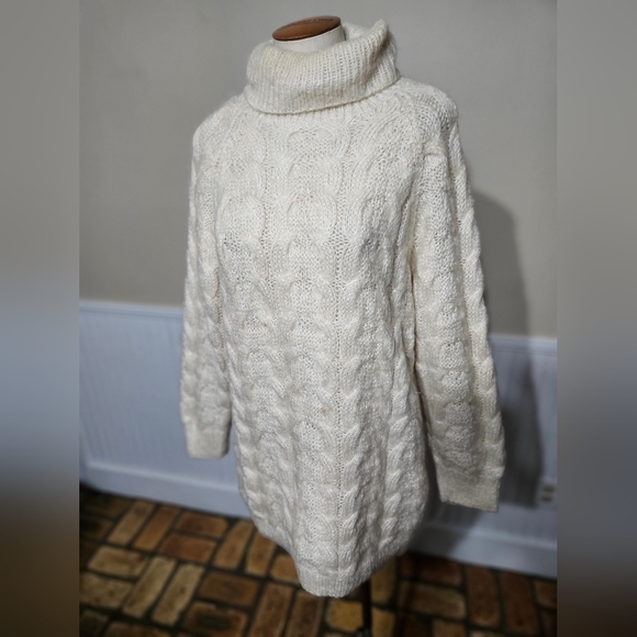 Express | Sweaters | Vtg 9s Express Chunky Cable Knit Mohair Sweater ...